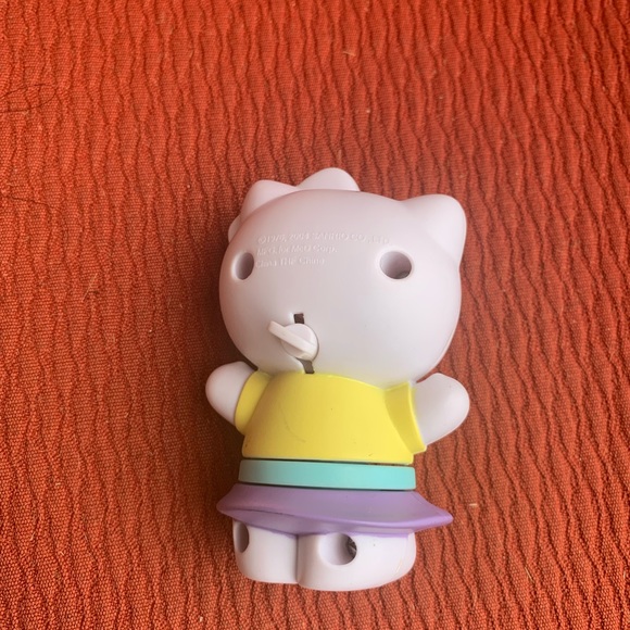 Sanrio | Toys | Sanrio Mcdonalds Hello Kitty Spinning Middle Toy Figure ...